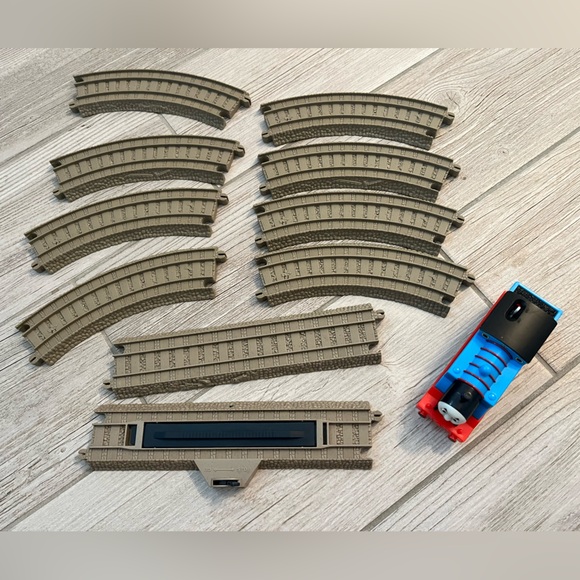 Toys | Thomas Friends Motorized Track With Battery Operated Thomas ...